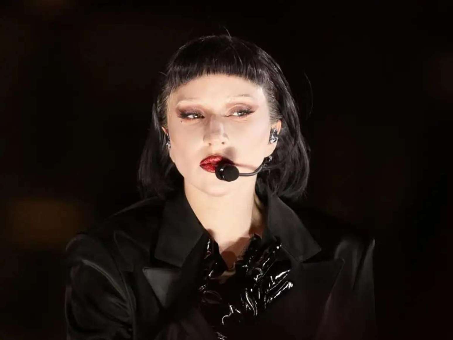"Runway": música de Lady Gaga e Doechii tem estreia singela nas paradas