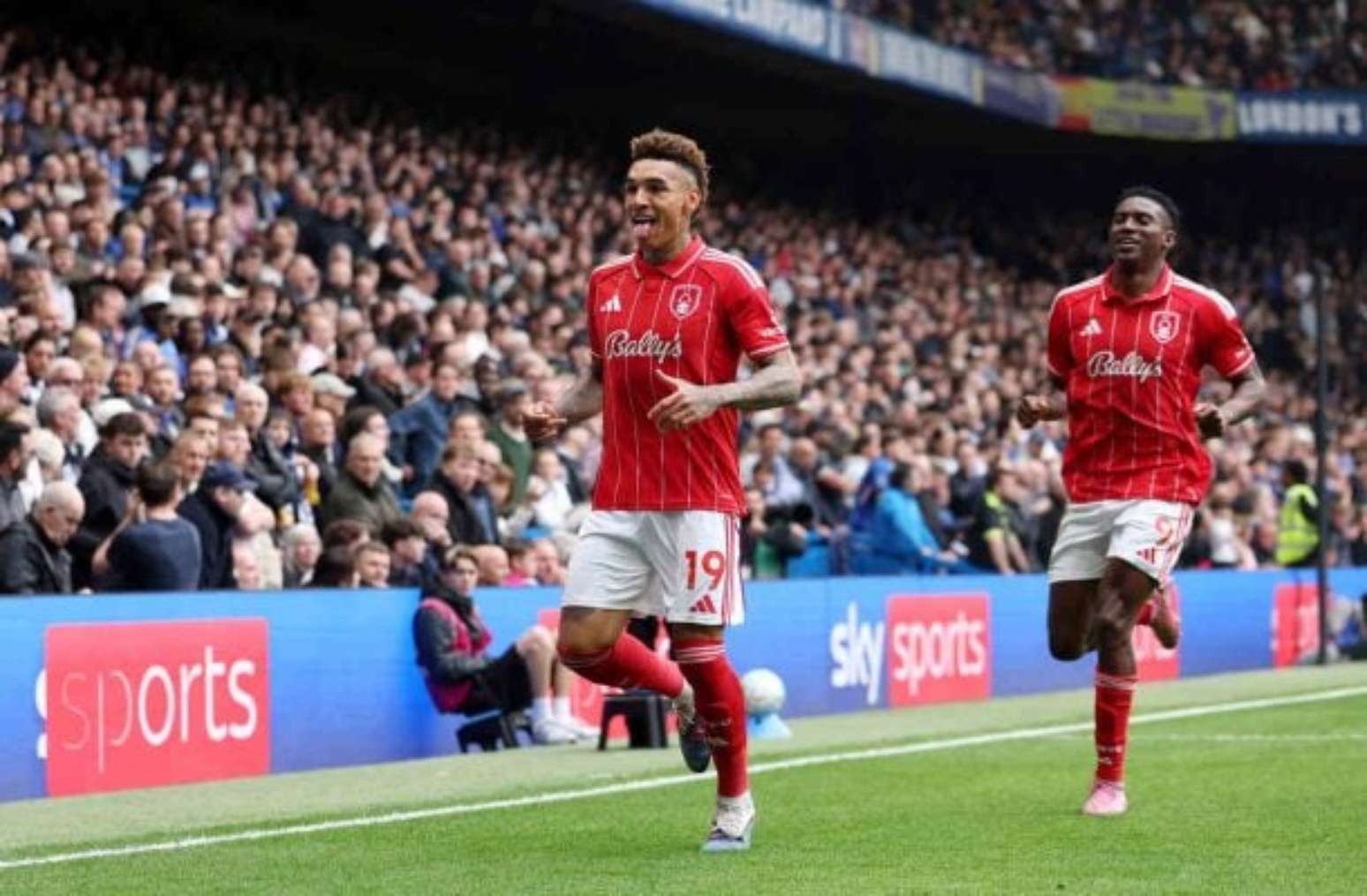 Igor Jesus marca, Nottingham Forest vence Chelsea e se afasta da zona