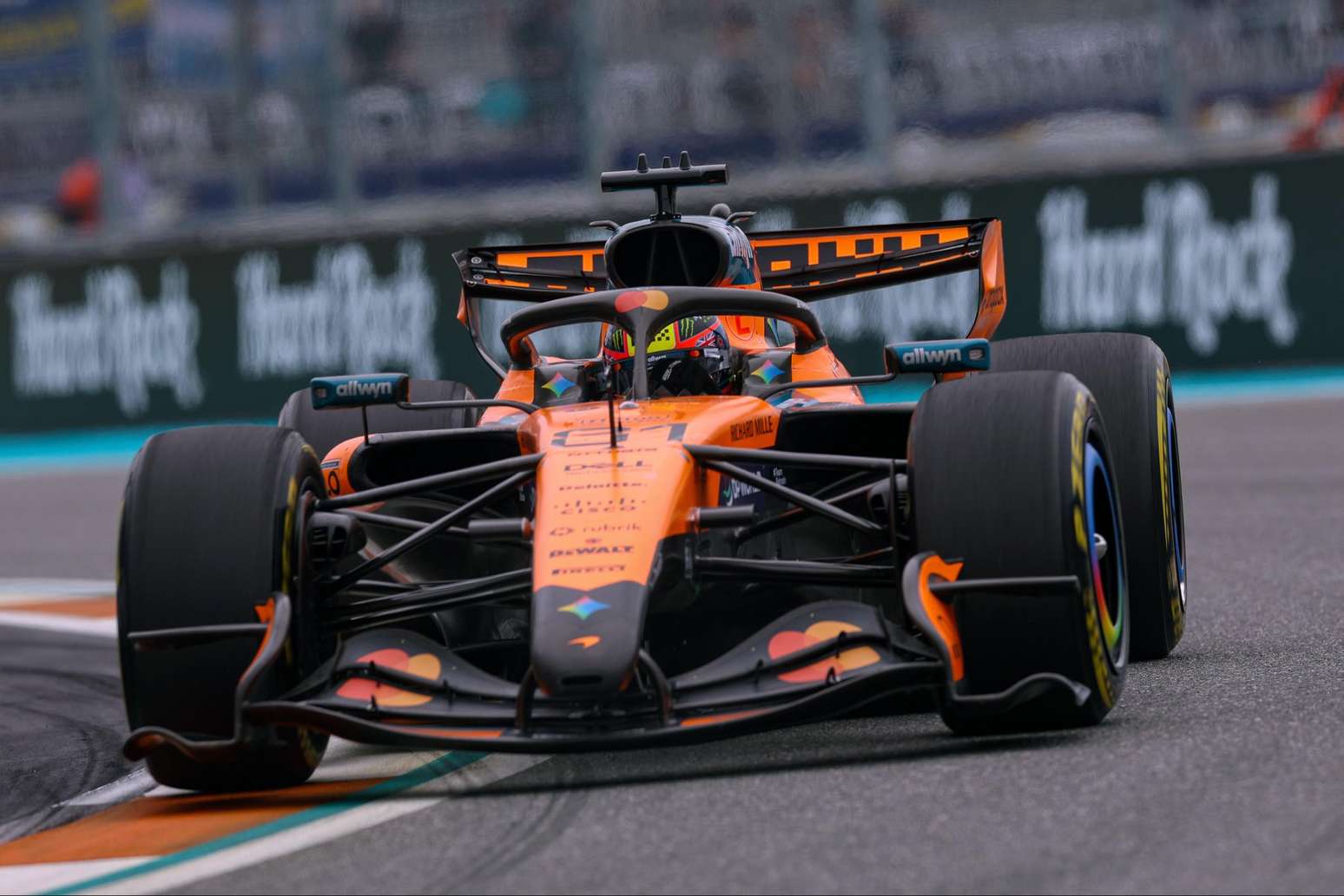 F1 2026: McLaren anuncia parceria inédita com empresa de mídia antes do ...