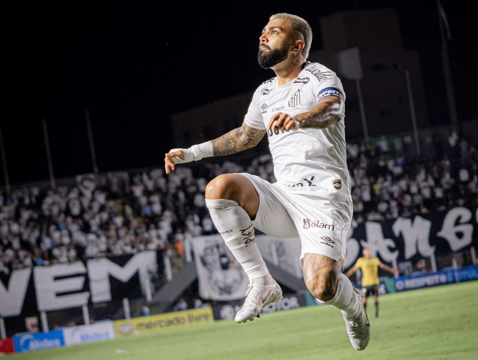 Gabigol elogia desempenho da equipe em vitória santista: 'Somos um ...