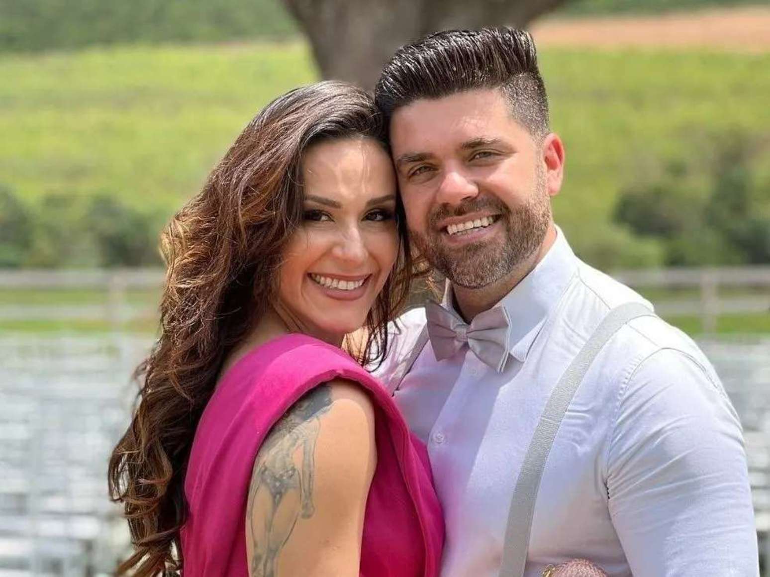 Apresentadores Nadja Haddad e Danilo Joan transformam luto em ação social