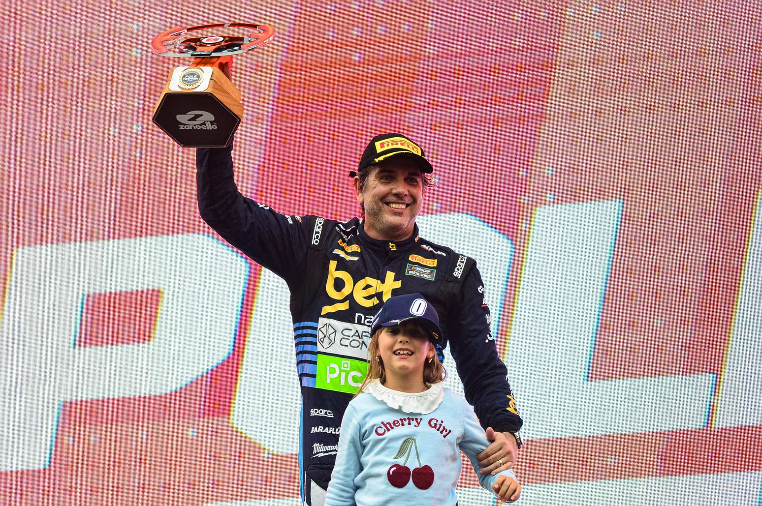NASCAR Brasil: Cacá Bueno domina Sprint Race e é pole em Interlagos