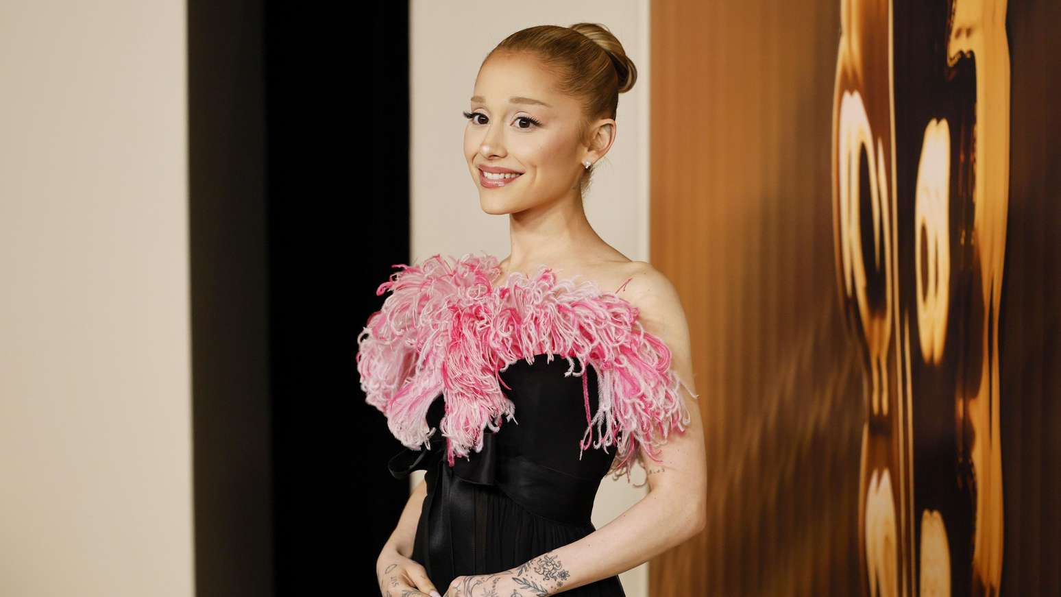 Ariana Grande exige remoção de música usada pelo governo americano em ...