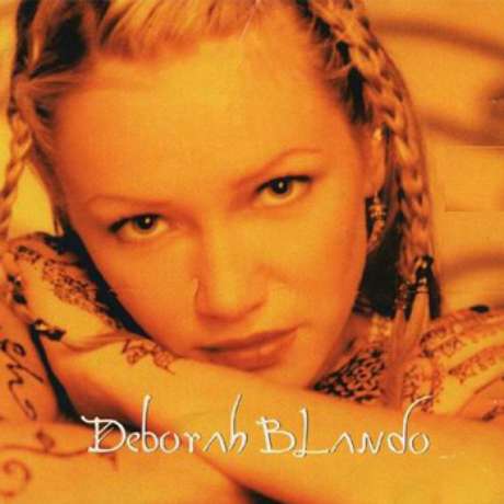 O antes e depois de Deborah Blando, que completa 46 anos