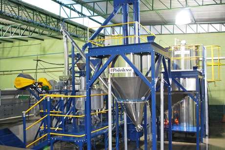 Pinhalense entra no mercado do tratamento industrial de sementes