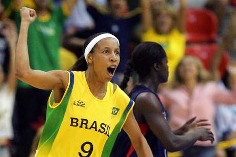Campeã mundial, Janeth entra para o Hall da Fama da Fiba