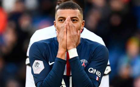 Doente, Mbappé não treina nesta segunda e preocupa para Champions