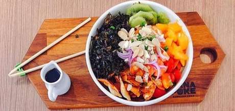 O sucesso do poke no Brasil vem trazendo vantagens as franquias fast casual