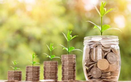 Veja como atrair riqueza e prosperidade para vida e negócios