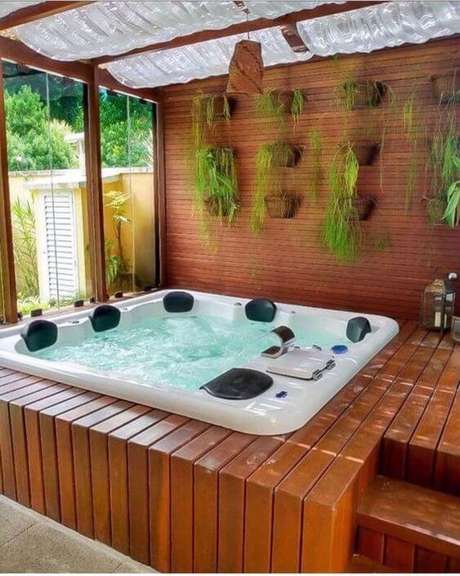 Jacuzzi Externa: +58 Modelos para Sua Área Externa dos Sonhos