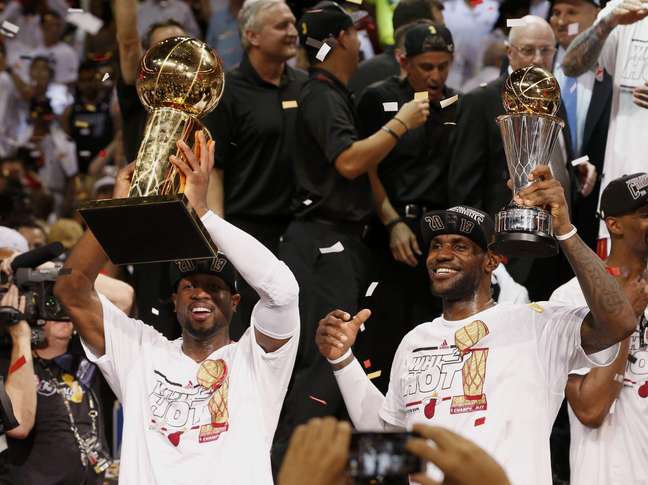 Com astros decisivos, Heat vence Spurs e é bicampeão na NBA