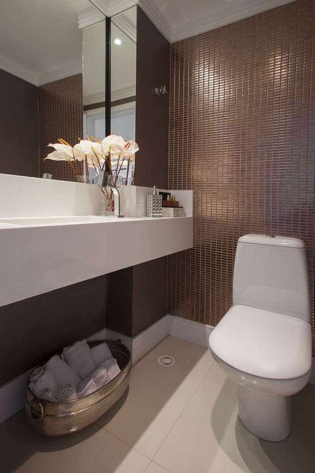 Lavabo: veja 8 dicas para decorar e ampliar o banheiro