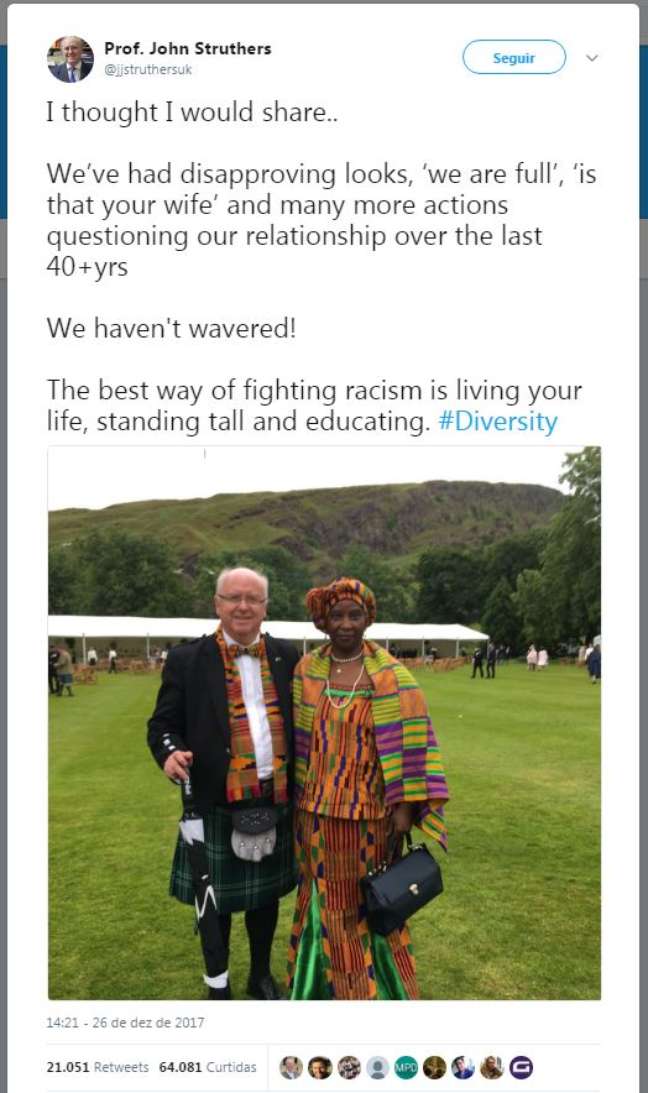 O professor, sua esposa e a foto que gerou milhares de reações de apoio ...