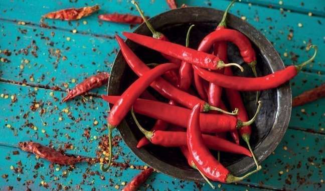 Conheça os diferentes tipos de pimentas e saiba como utilizá-las