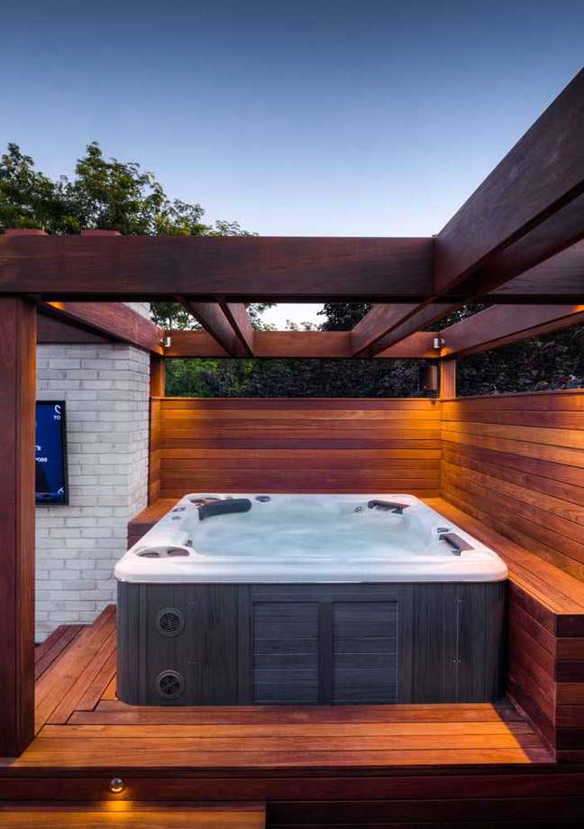 Jacuzzi Externa: +58 Modelos para Sua Área Externa dos Sonhos