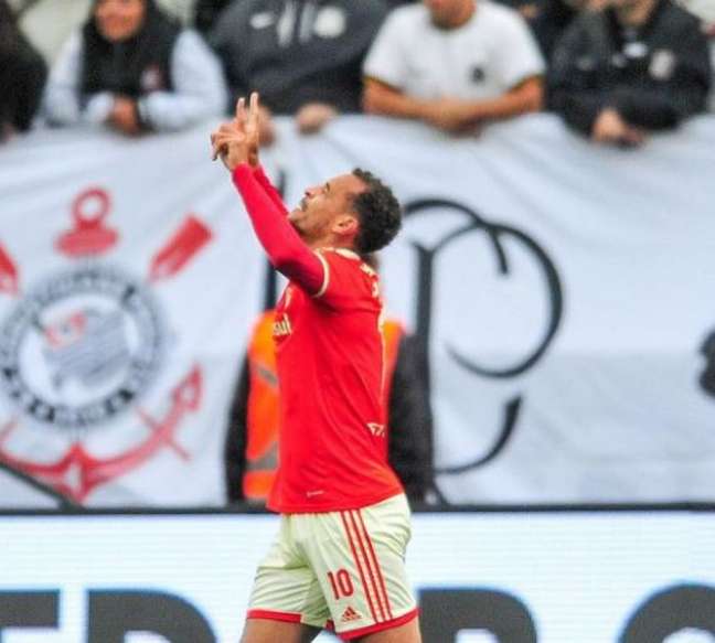 Alan Patrick projeta evolução no Internacional e fala da adaptação em ...