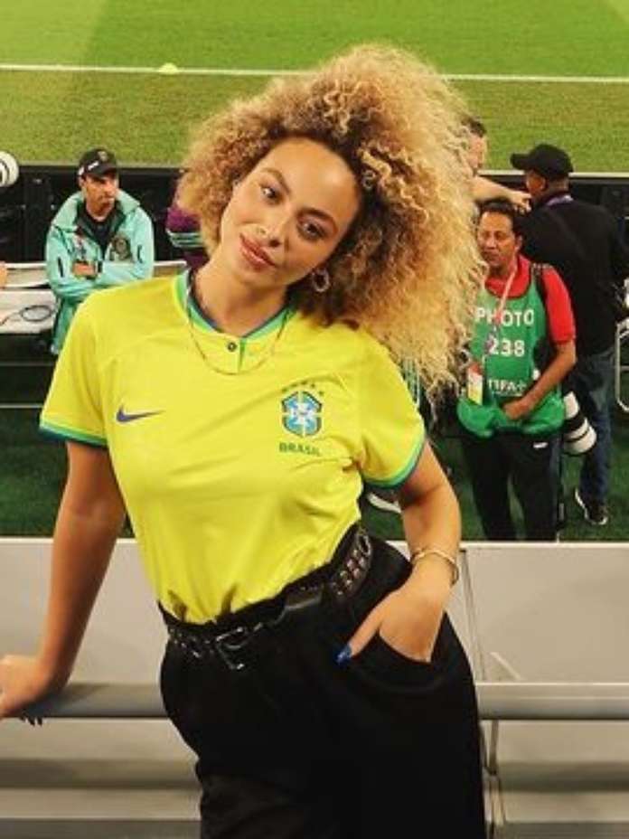 Quem é Julia Rodrigues, influenciadora apontada como affair de Vini Jr.