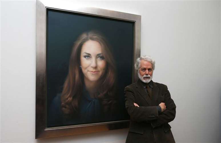 Retrato oficial de Kate Middleton divide opinião do público