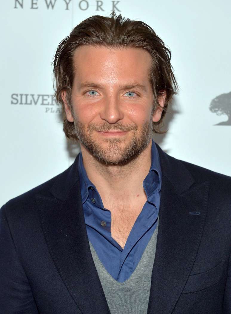 Bradley Cooper vai substituir Jude Law em longa de faroeste