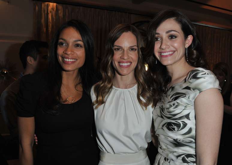 Celebridades vão a evento beneficente pré-Oscar; veja fotos