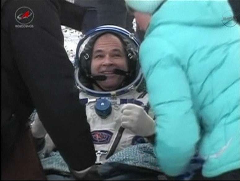 Astronautas voltam à Terra depois de 144 dias no espaço