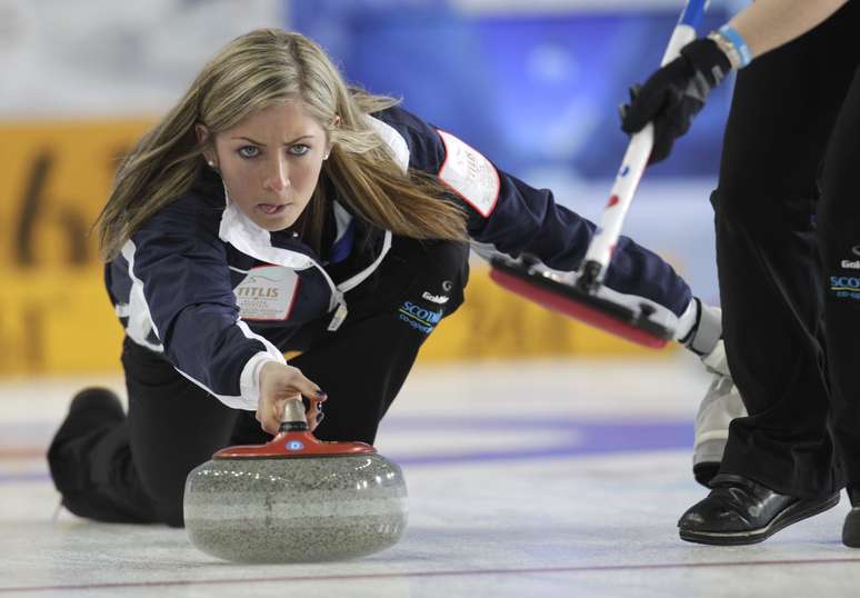 Beleza, destreza e vaidade: veja fotos do Mundial de curling
