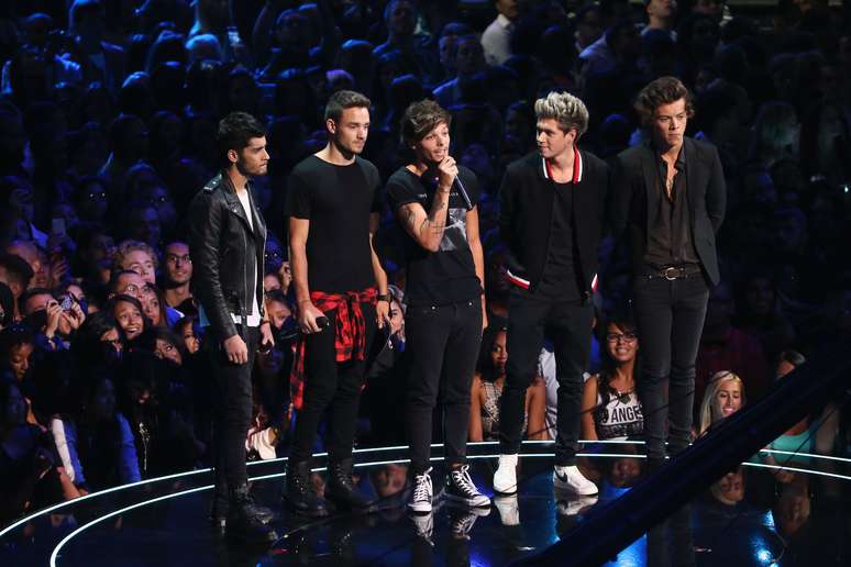 One Direction fecha contrato milionário para mais três discos até 2016