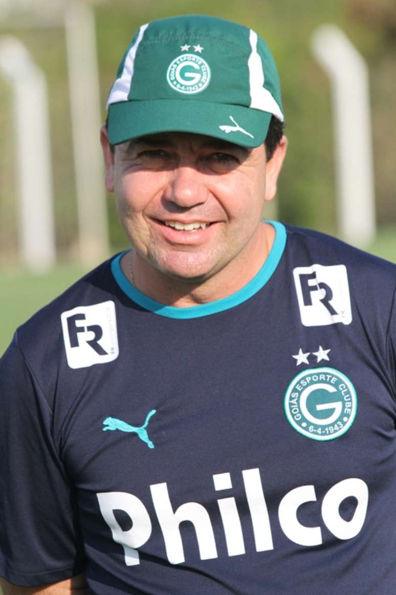 Revelação, Enderson faz 2 anos de Goiás e se impressiona com sucesso