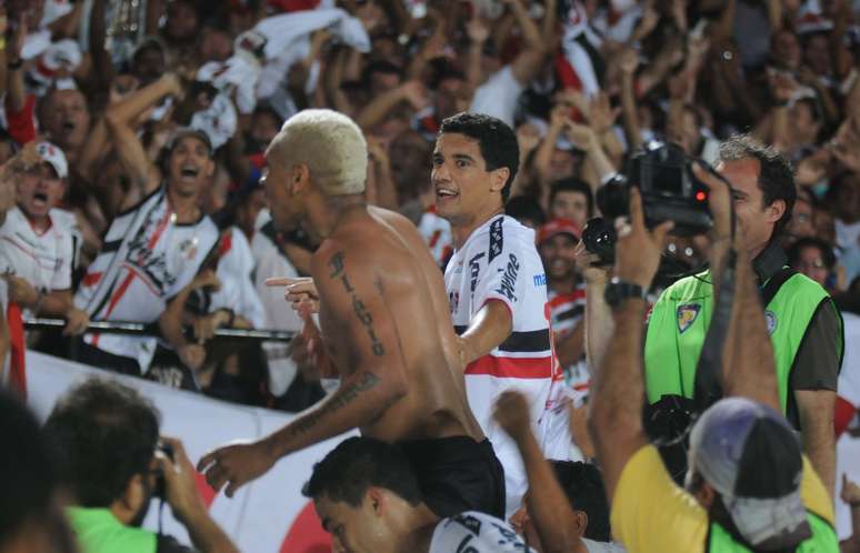 Flávio Caça-Rato já sonha em jogar no Maracanã na Série B