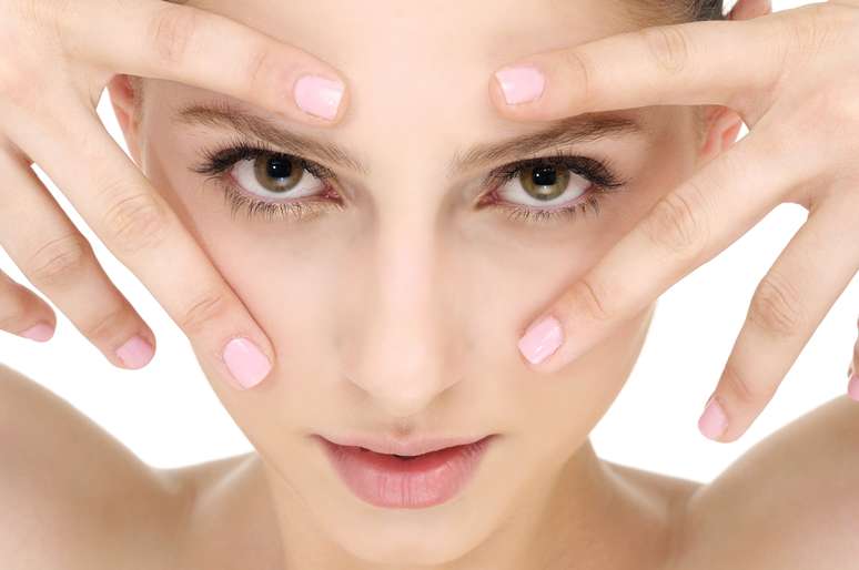 Sua Pele: micropigmentação atenua as olheiras por até dois anos