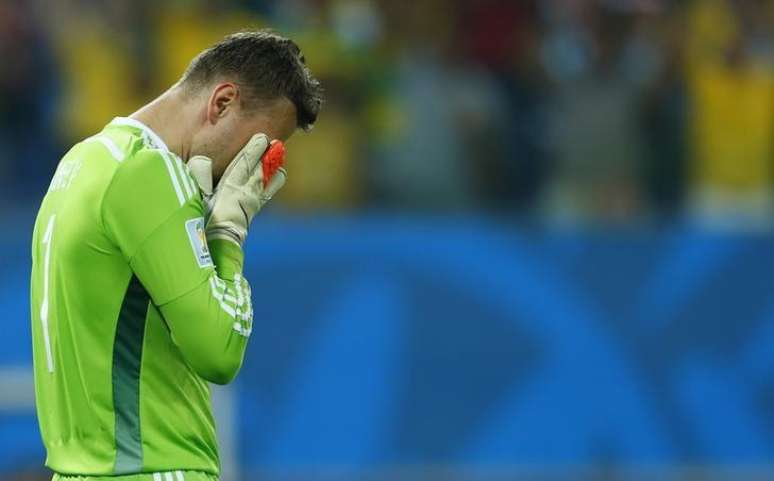 Rússia e Coreia do Sul empatam em 1 x 1 após erros de goleiros