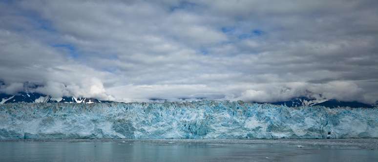 Cruzeiros pelo Alasca apresentam espetáculos da natureza