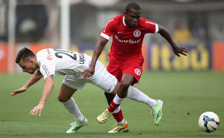 Adaptado, Willians curte férias de olho na Libertadores