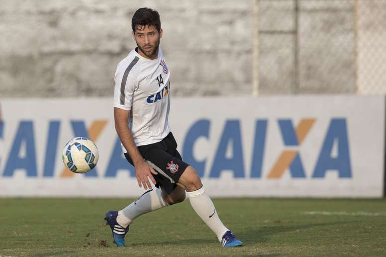 Felipe é cotado para trocar o Corinthians pelo Napoli