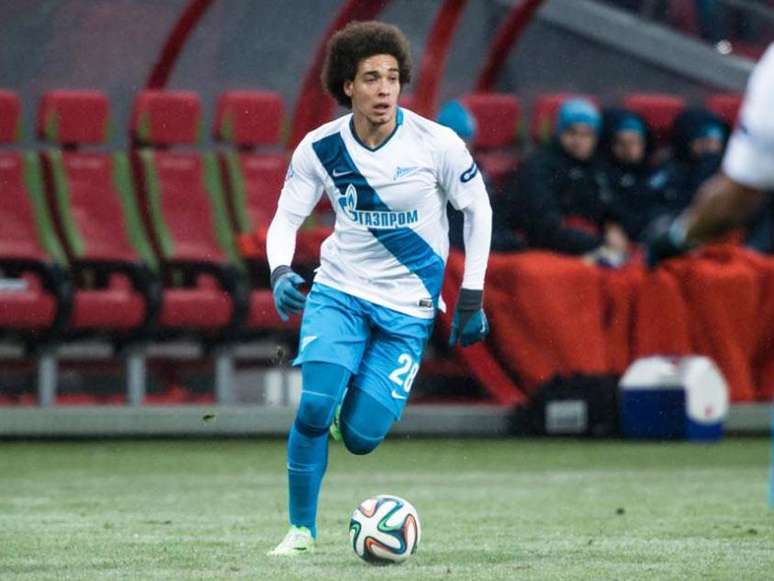 Depois de perder volante para rival Inter, Milan está perto de Witsel