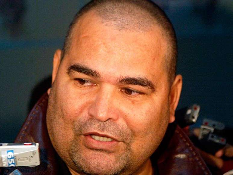 Chilavert detona técnico do Paraguai: "é um vagabundo"