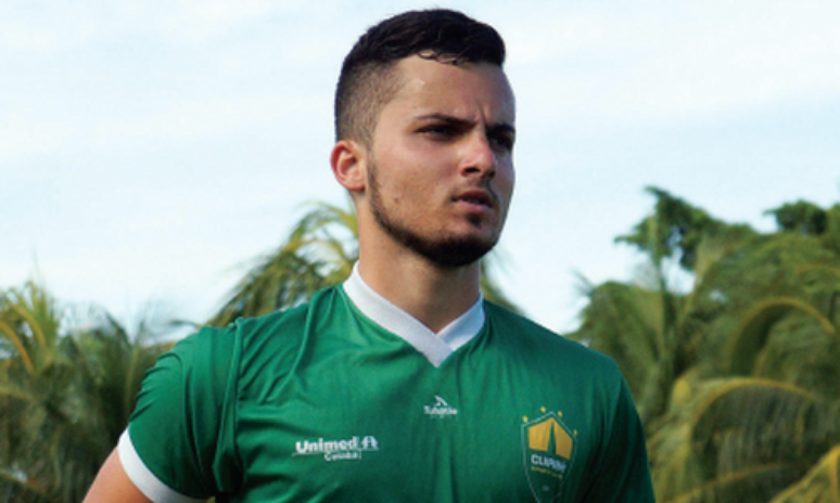 Jean Chera fecha com o Santos por quatro meses e com salário de R$ 920