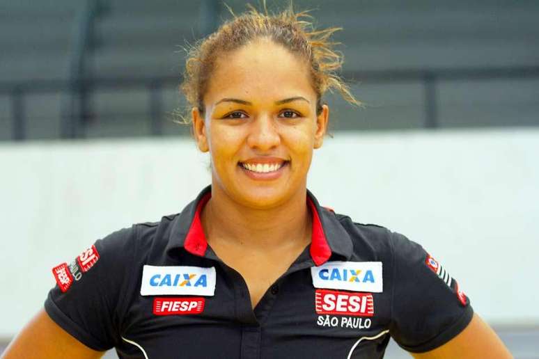Mundial de Luta Olímpica: Aline Silva luta pelo bronze e garante vaga ...