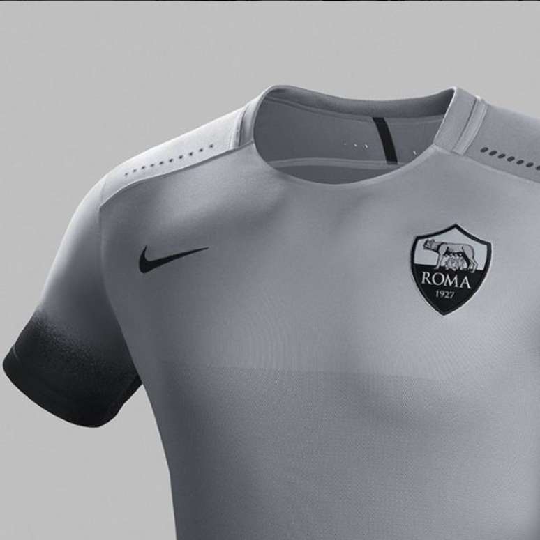 Roma lança uniforme cinza baseado na mitologia. Confira!