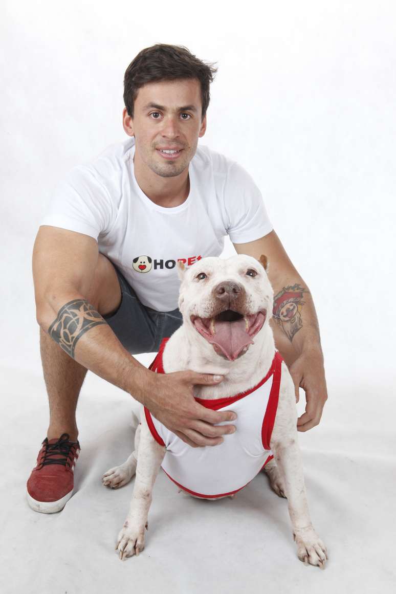 Projeto Hopet arrecada dinheiro para ajudar animais abandonados