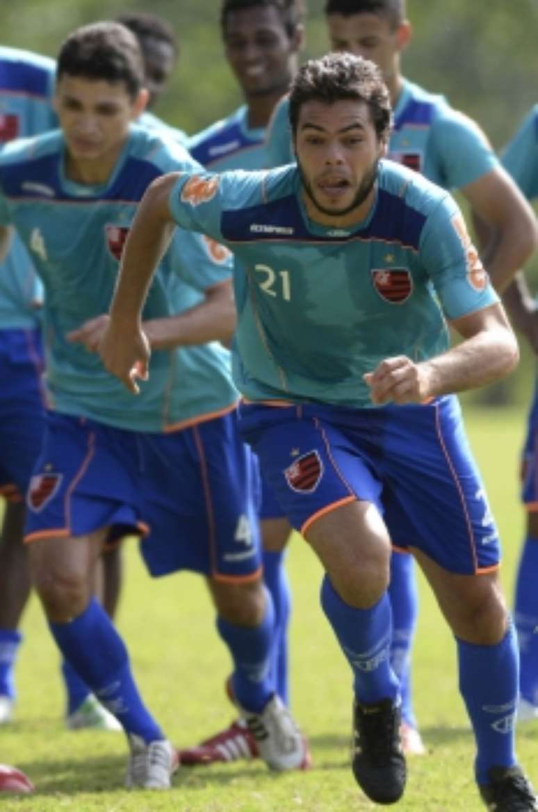 Fotos! Veja os jogadores que deixaram o Flamengo com alto índice de ...