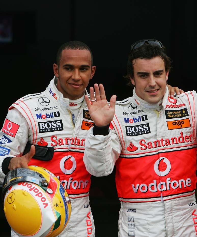 Hamilton acredita que Alonso não é a melhor opção para a Mercedes