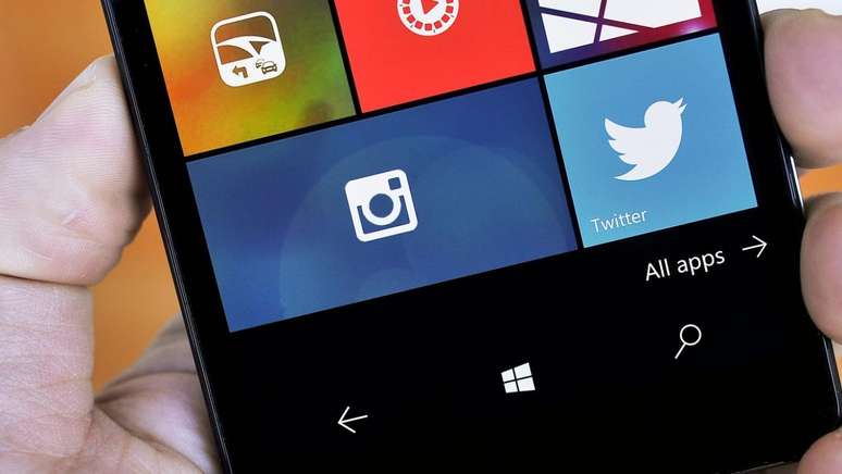 App oficial do Instagram é retirado da Loja do Windows 10 Mobile