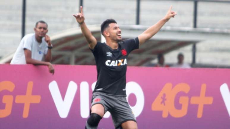 Contrato de Andrés Rios com o Vasco chega ao fim e futuro segue incerto