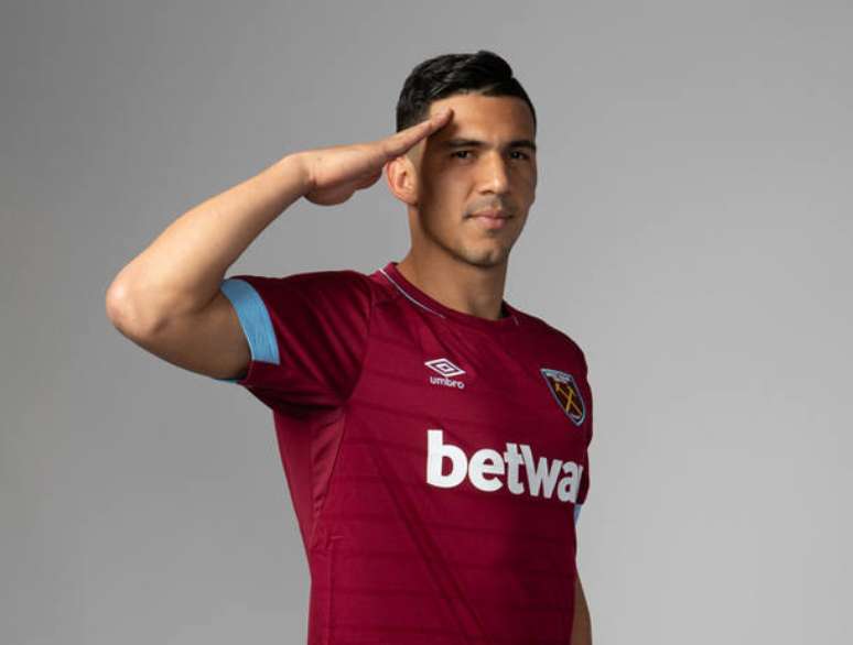 West Ham confirma contratação do zagueiro Balbuena junto ao Corinthians
