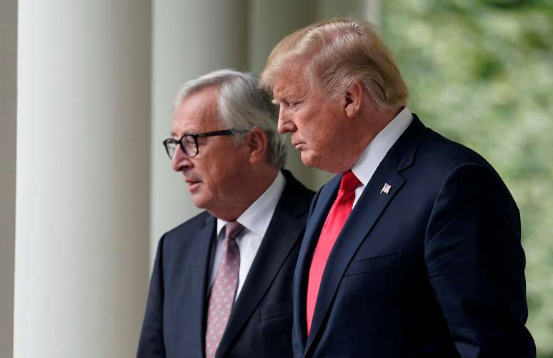 Trump diz que EUA e UE concordaram em trabalhar para reduzir barreiras ...