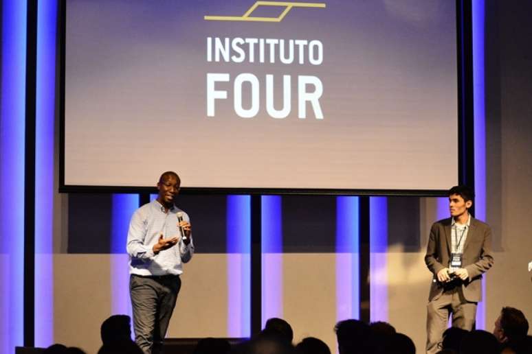 Four Summit: novo fórum reunirá jovens e especialistas para debater o Brasil