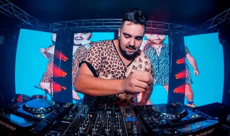 Dj vira inspiração para jovens que querem fazer sucesso, no ramo musical