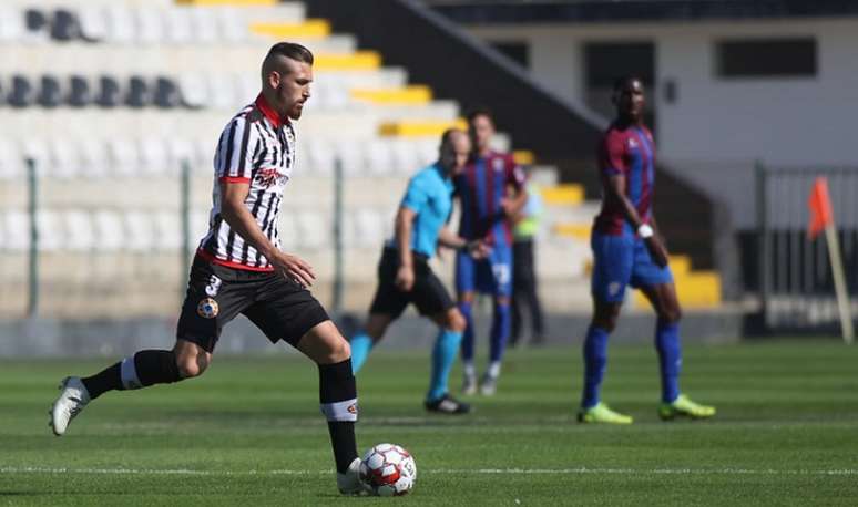 Ex-São Paulo, Hugo Gomes comemora bom início pelo Varzim FC
