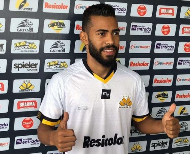 Kaike completa um mês no Criciúma e vive expectativa por estreia